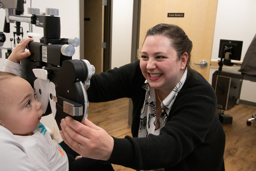 Children’s Eye Exam Putnam | Pediatric Eye Care Northeastern CT